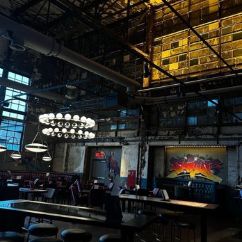 PUTTSHACK - ST. LOUIS - Updated November 2024 - 338 Photos & 131 ...