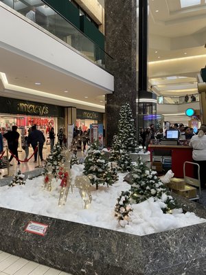 SUNVALLEY SHOPPING CENTER - 208 Photos & 321 Reviews - 1 Sunvalley Mall ...