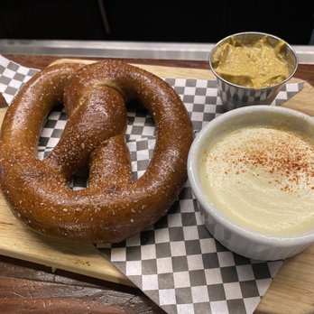 FIRST DRAFT BOOK BAR - Updated March 2025 - 175 Photos & 131 Reviews ...