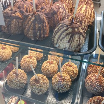 ROCKY MOUNTAIN CHOCOLATE FACTORY - Updated January 2025 - 48 Photos ...