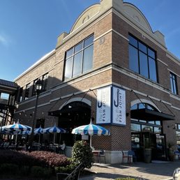 BIG B’S FISH JOINT - Updated January 2026 - 574 Photos & 405 Reviews ...