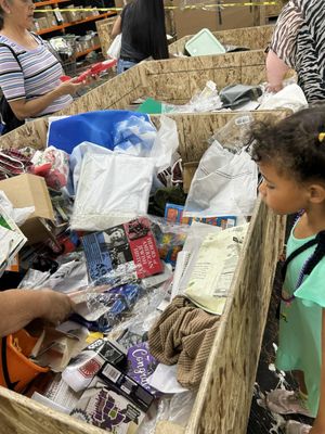 FALLING PRICES - TEMP. CLOSED - Updated October 2025 - 12 Photos - 3200 ...