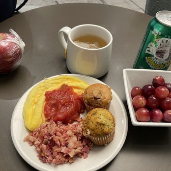 THE CLUB BWI - Updated June 2024 - 285 Photos & 184 Reviews - 7160 ...