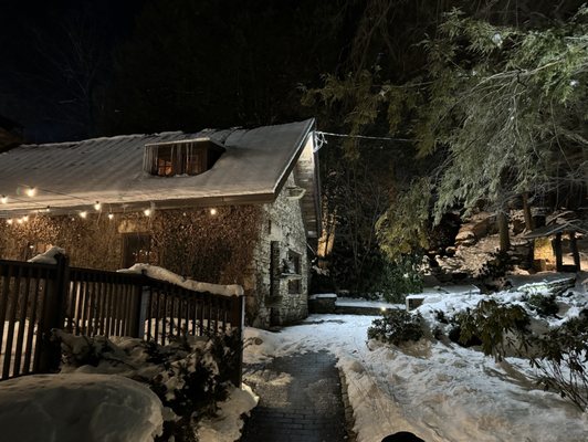 HELEN’S - Updated April 2026 - 121 Photos & 93 Reviews - 777 Waterwheel ...