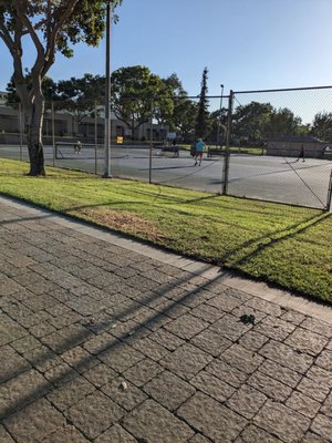 SOUTH GATE PARK /SPORTS CENTER - Updated May 2026 - 155 Photos & 82 ...