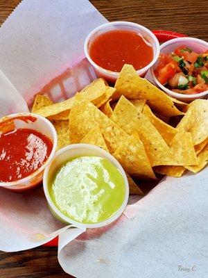 PAPI’S - Updated October 2025 - 161 Photos & 282 Reviews - 1401 Park St ...