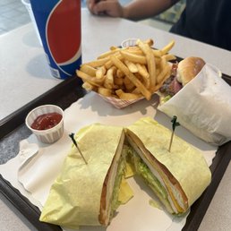 VARSITY BURGER - Updated October 2024 - 486 Photos & 810 Reviews - 600 ...