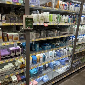 WALMART NEIGHBORHOOD MARKET - Updated November 2025 - 77 Reviews & 115 ...