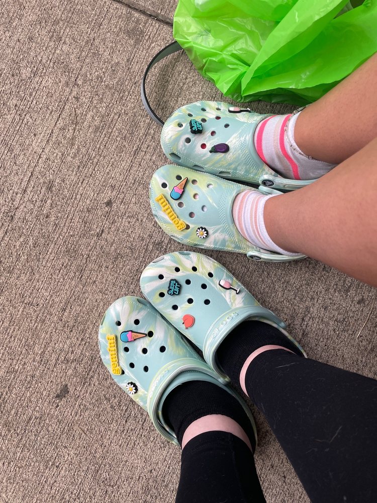 CROCS - Updated October 2025 - 10 Reviews - 125 Premium Outlet Dr ...