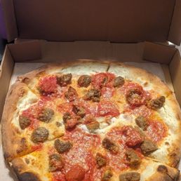 RIZZO’S PIZZERIA AND GRILL - Updated October 2025 - 81 Photos & 92 ...