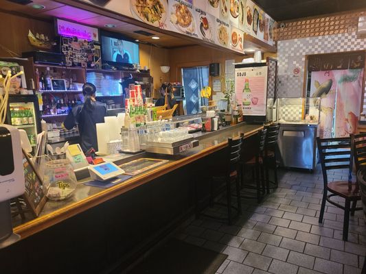 MAKIBOY - Updated January 2026 - 550 Photos & 474 Reviews - 3455 N ...