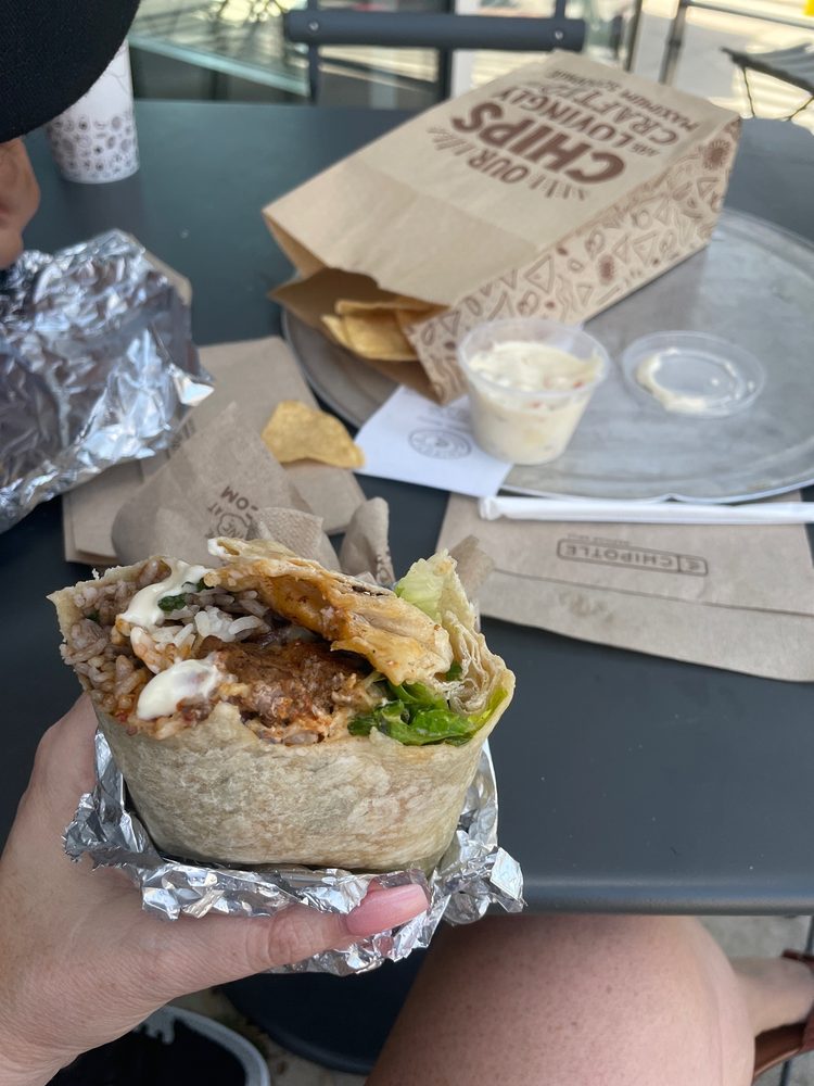 CHIPOTLE MEXICAN GRILL - Updated August 2024 - 42 Photos & 121 Reviews ...