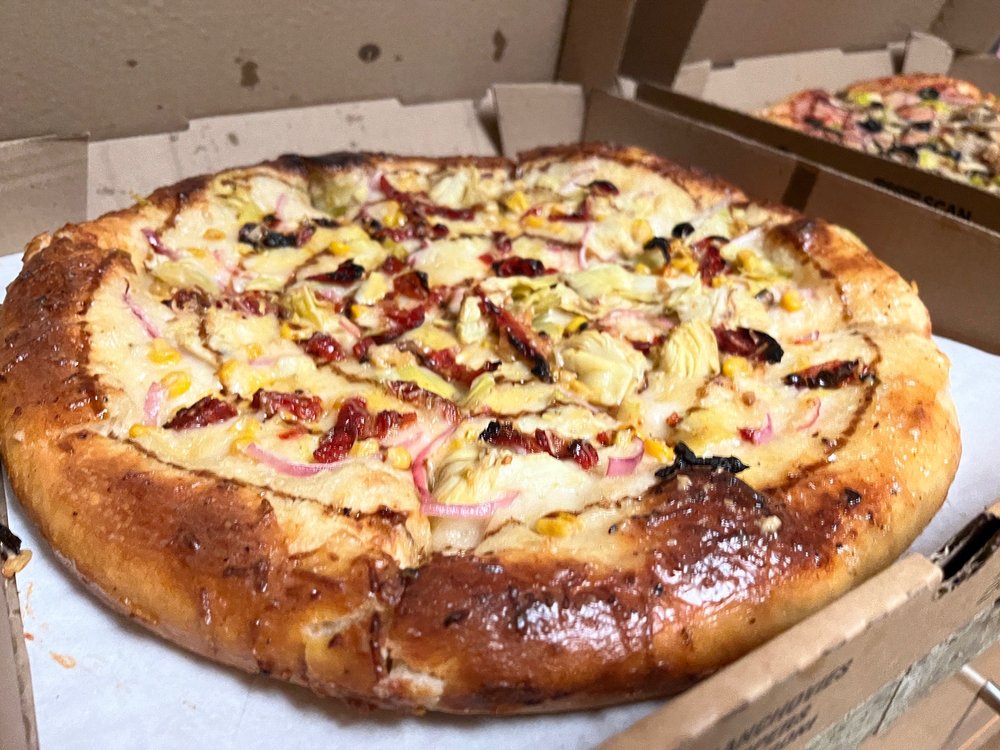 HYPNOTIC VEGAN PIZZA LB - Updated May 2026 - 89 Photos & 69 Reviews ...
