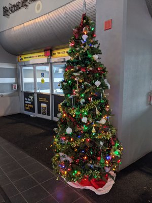 CINEPLEX CINEMAS VAUGHAN - 84 Photos & 64 Reviews - 3555 Highway 7 ...