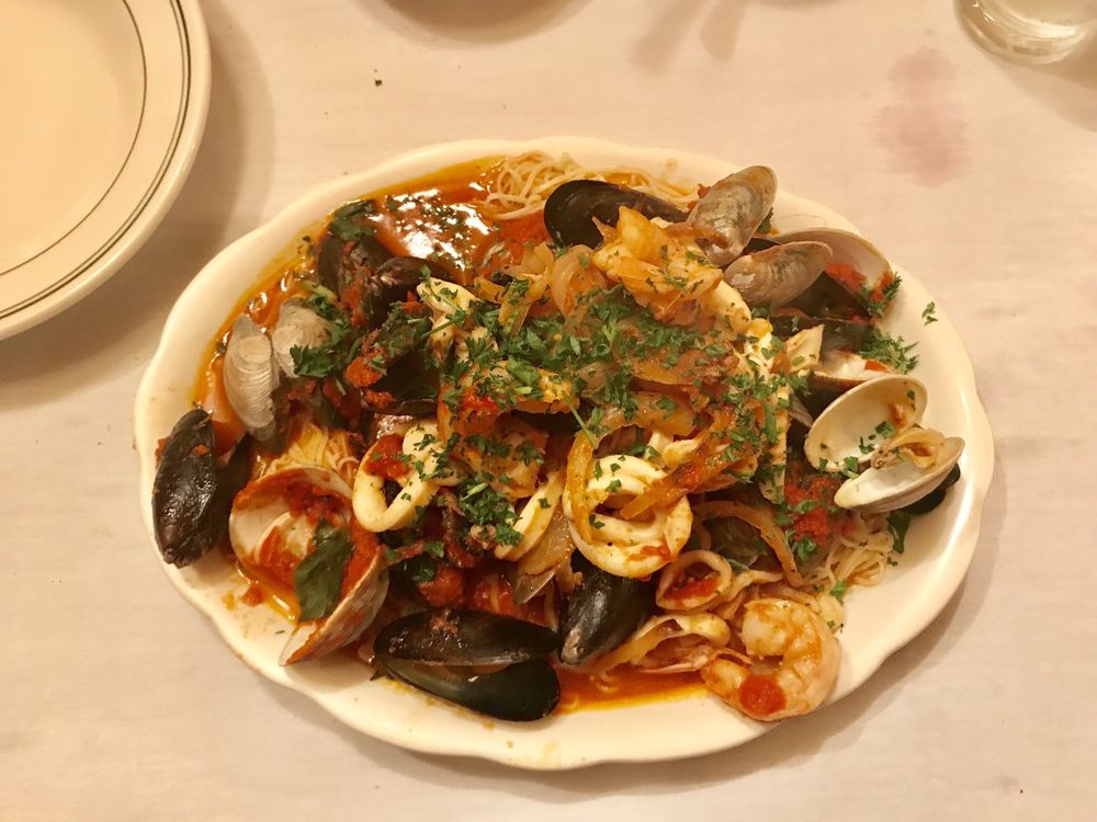 THE APPIAN WAY - 53 Photos & 39 Reviews - 1839 Van Vranken Ave ...