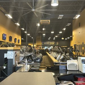 CRUNCH FITNESS - ORLANDO PARK - Updated August 2025 - 15 Photos - 12187 ...