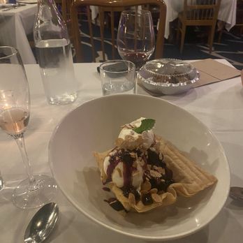 MODERNE BARN RESTAURANT - Updated October 2024 - 319 Photos & 421 ...