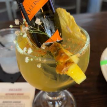 POUR BEHAVIOR - Updated December 2025 - 761 Photos & 659 Reviews - 2211 ...