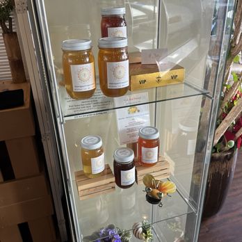 BROWN CUP CAFE & LOUNGE - Updated March 2025 - 235 Photos & 295 Reviews ...