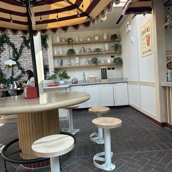 SMALL CHEVAL- ROSEMONT - Updated November 2024 - 164 Photos & 114 ...