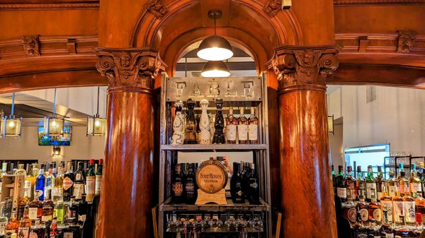 FABLE CRAFT BAR, WINE SALOON, FOOD JOINT - Updated October 2025 - 65 ...