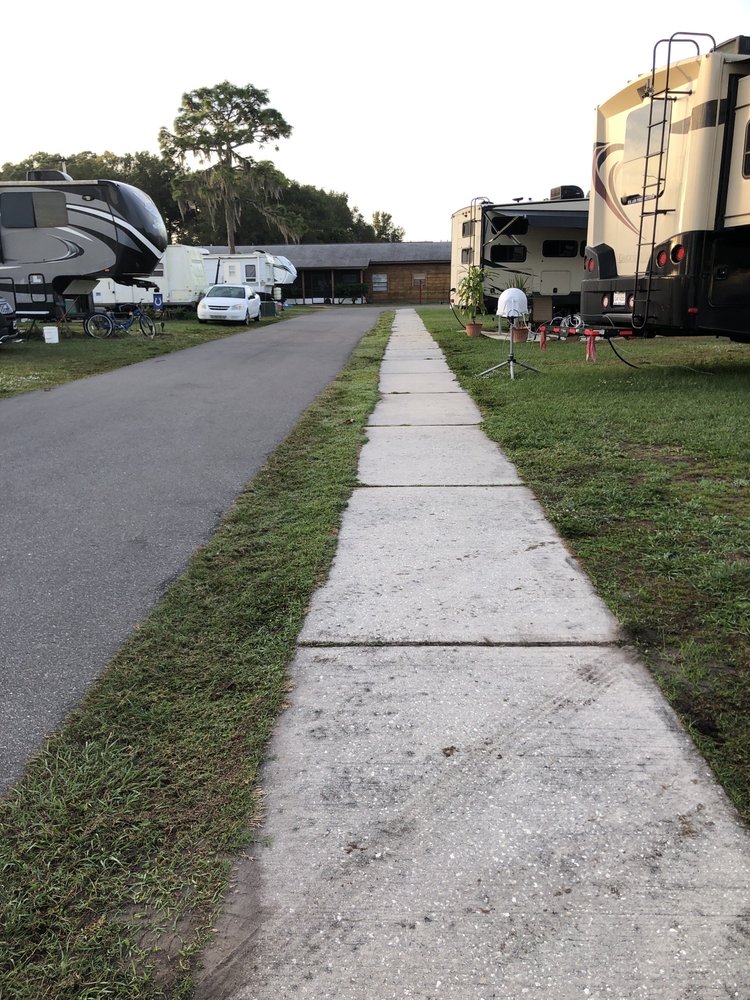 SUN LAKE RV RESORT - Updated July 2025 - 3006 14th Ave SE, Ruskin ...