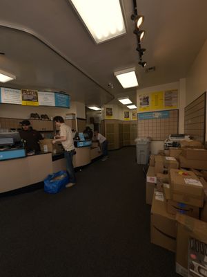 THE UPS STORE - Updated August 2025 - 51 Photos & 133 Reviews - 5482 ...