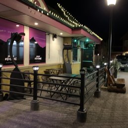 4296 - Updated December 2025 - 152 Photos & 46 Reviews - 3-626 Main ...