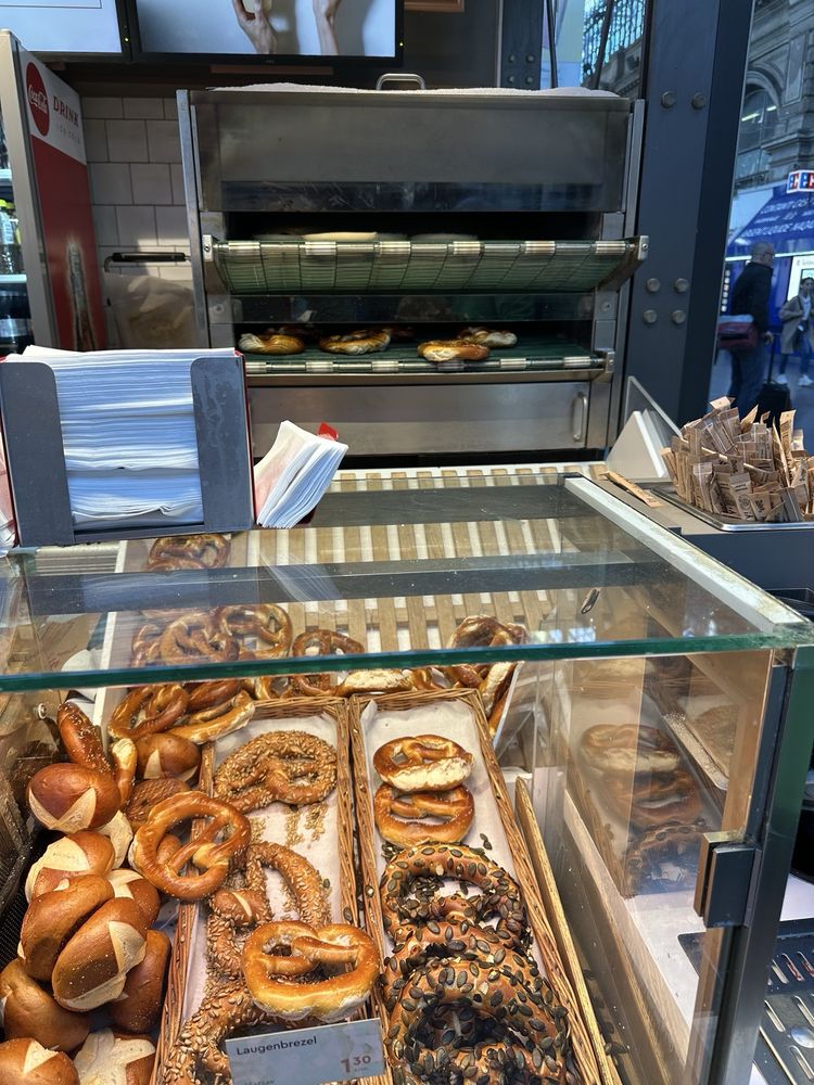 BREZELBÄCKEREI DITSCH - Updated October 2025 - 11 Reviews - Hbf ...
