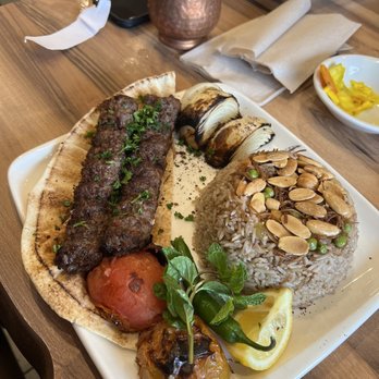 ZARZOOR RESTAURANT - Updated January 2025 - 136 Photos & 103 Reviews ...