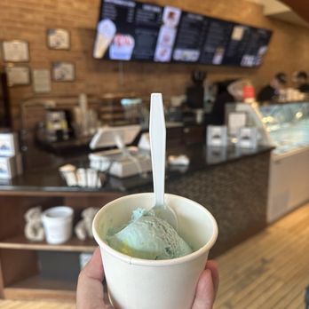 SANDERS CHOCOLATE & ICE CREAM SHOPS - Updated December 2025 - 90 Photos ...