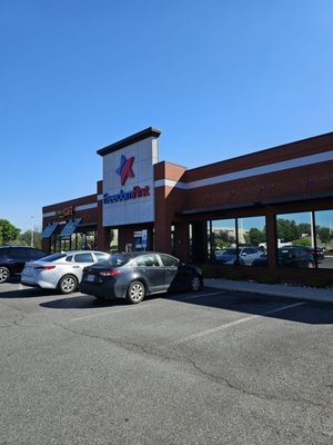 FREEDOM FIRST CREDIT UNION - Updated May 2025 - 21 Photos - 5002 Cross ...