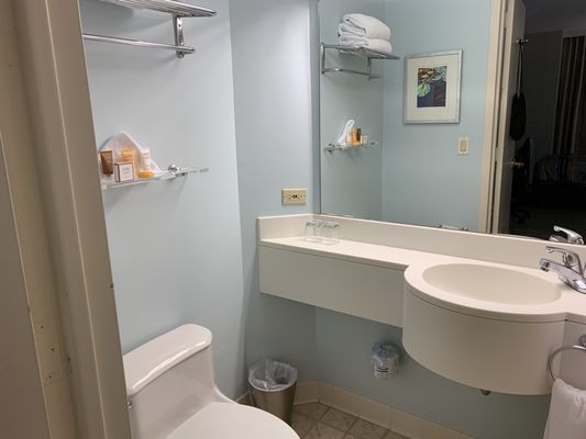 CENTRAL LOOP HOTEL - 82 Photos & 152 Reviews - 111 W Adams St, Chicago ...