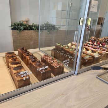 KREAM DESSERT - Updated October 2024 - 94 Photos & 40 Reviews - 526 ...