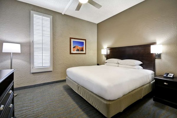 DOUBLETREE BY HILTON PHOENIX NORTH - 169 Photos & 45 Reviews - Hotels ...