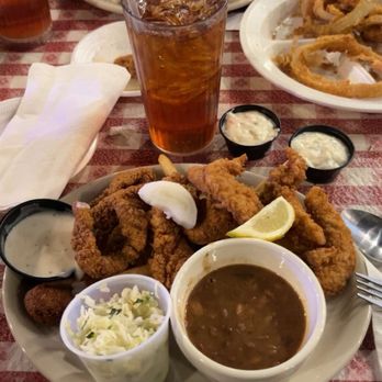 CLEAR SPRINGS RESTAURANT - Updated November 2024 - 203 Photos & 280 ...