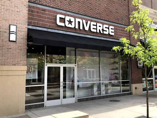Converse outlet kansas city store
