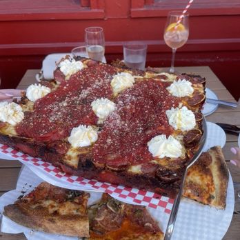 Chicago PROFESSOR PIZZA - OLD TOWN - Updated November 2024 - 106 Photos ...