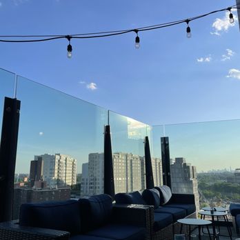 LEAF BAR & LOUNGE - Updated March 2025 - 1397 Photos & 568 Reviews ...