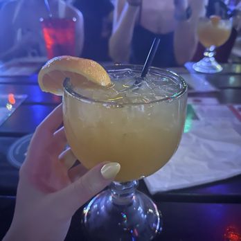 KATY TRAIL ICE HOUSE - Updated June 2024 - 863 Photos & 1186 Reviews ...