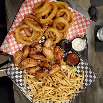 PLAYTIME BOWL & ENTERTAINMENT - Updated December 2024 - 61 Photos & 57 ...