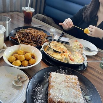 GOOD CATCH CAFE - Updated July 2024 - 752 Photos & 164 Reviews - 179 ...