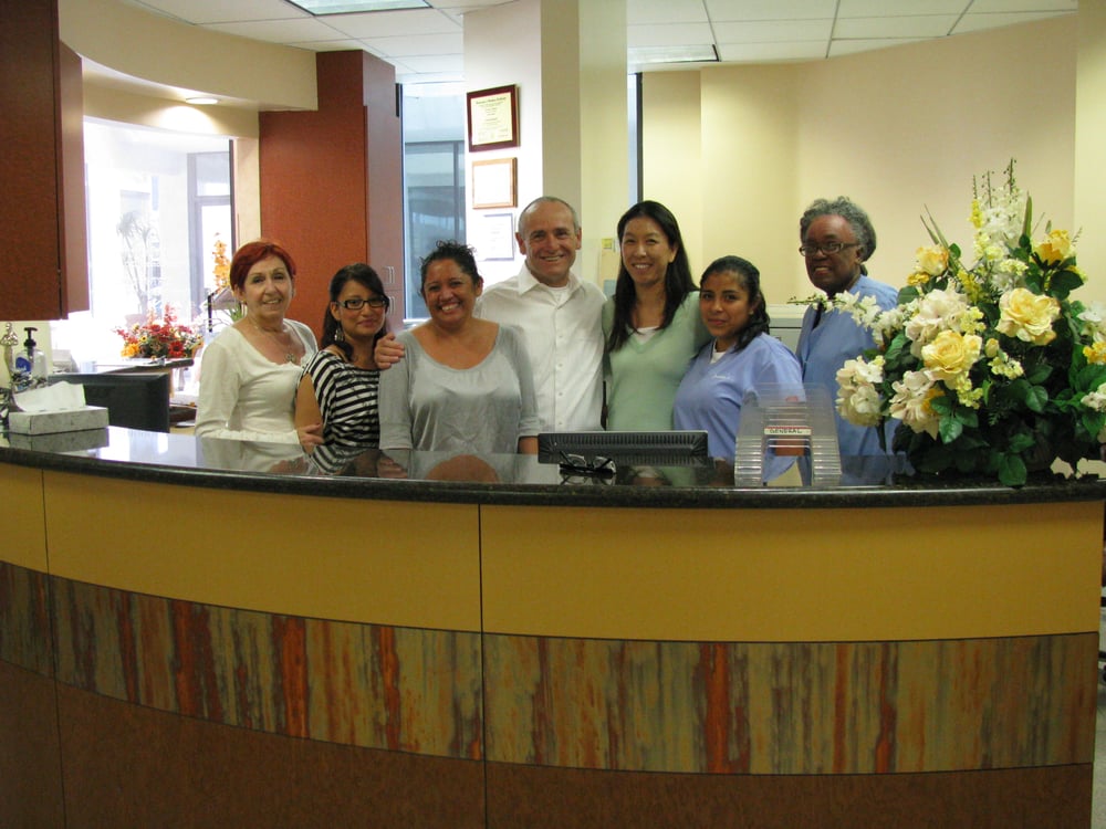 EUGENE FIELD, DDS - Updated January 2026 - 29 Reviews - 1807 Wilshire ...