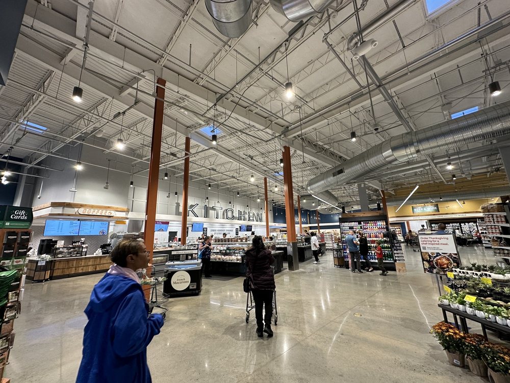 WHOLE FOODS MARKET - Updated July 2025 - 25 Photos & 17 Reviews - 6426 ...