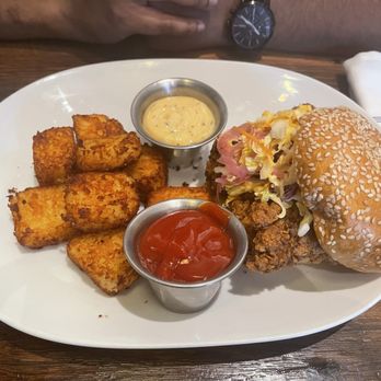 THE PEARL - TAMPA - Updated April 2025 - 1098 Photos & 440 Reviews ...