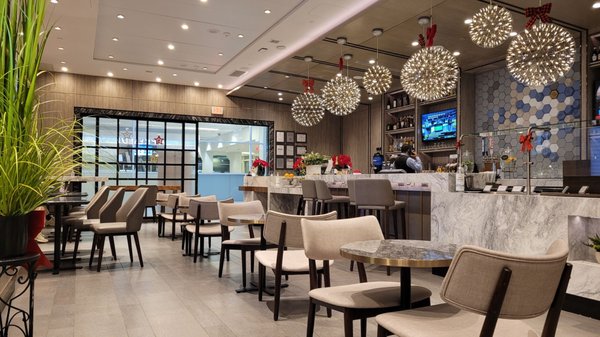 PLAZA PREMIUM LOUNGE DFW TERMINAL E - Updated October 2025 - 86 Photos & 84 Reviews - 2400 ...