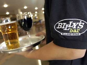 BILLY’S BAR - Updated July 2025 - Elland Road, Leeds, West Yorkshire ...