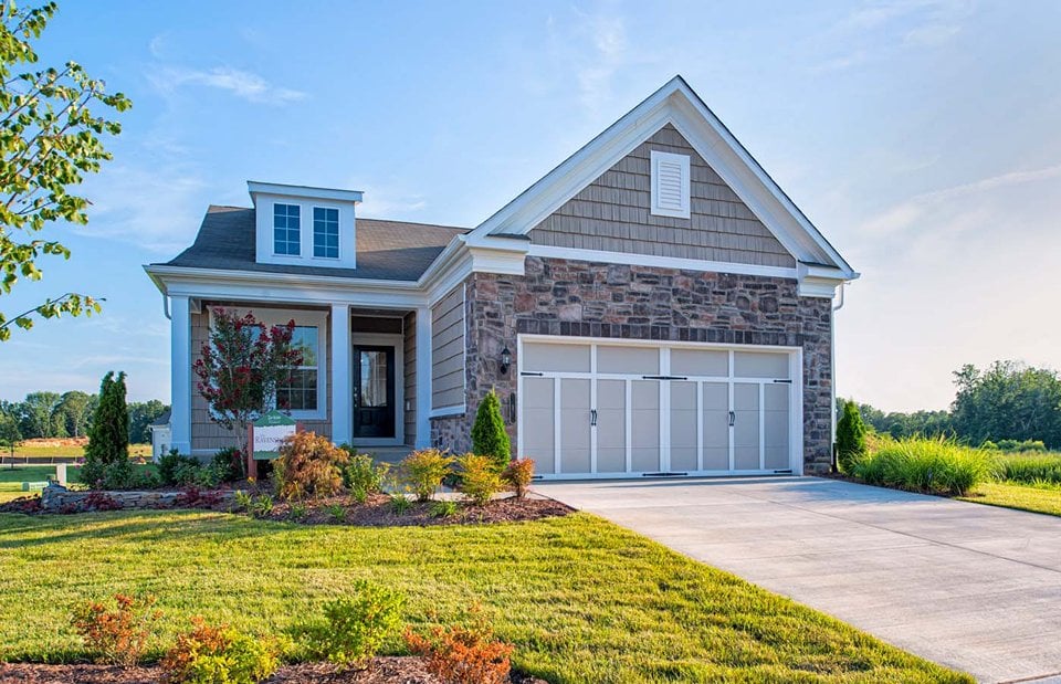 ERIKA POTTER-RE/MAX SELECT PROPERTIES - 26 Photos - 20937 Ashburn Rd ...