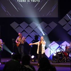 LIFEBRIDGE CHRISTIAN CHURCH - 18 Photos - 10345 Ute Hwy, Longmont ...
