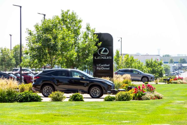 STEVINSON LEXUS OF FREDERICK - Updated January 2025 - 37 Photos & 68 ...